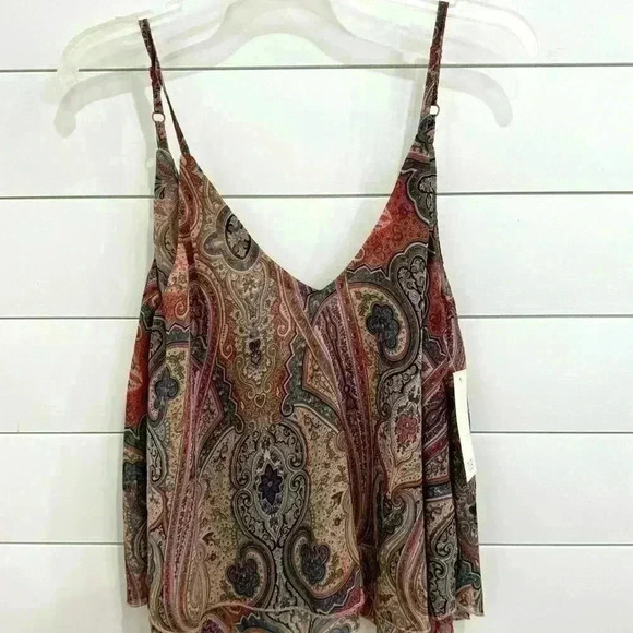 Tobi | Tops | Nwt Tobi Paisley Crop Tank Low Back Size S | Poshmark